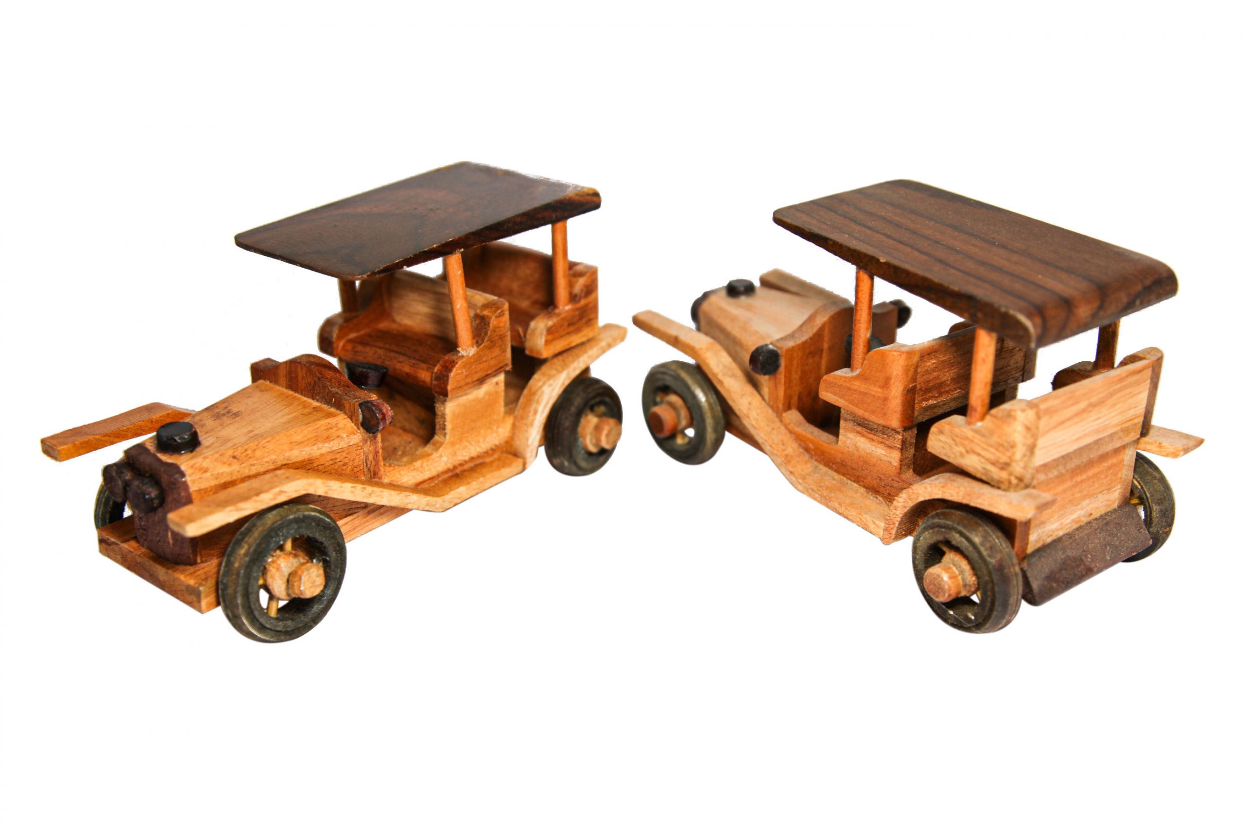 Starinski retro automobil, za četiri osobe, svijetli • Mladen i otac d.o.o.